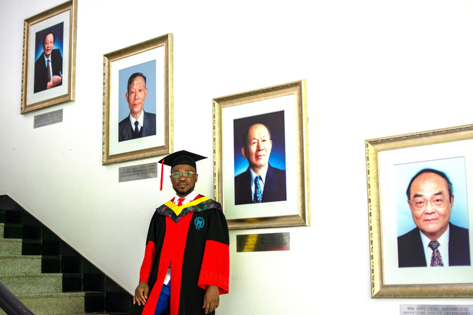 Dr Kevin Azeuda: Le Camerounais de l’Académie chinoise des Sciences ...